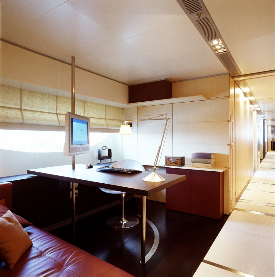 Yacht SAI RAM, Benetti Yachts | CHARTERWORLD Luxury Superyacht Charters